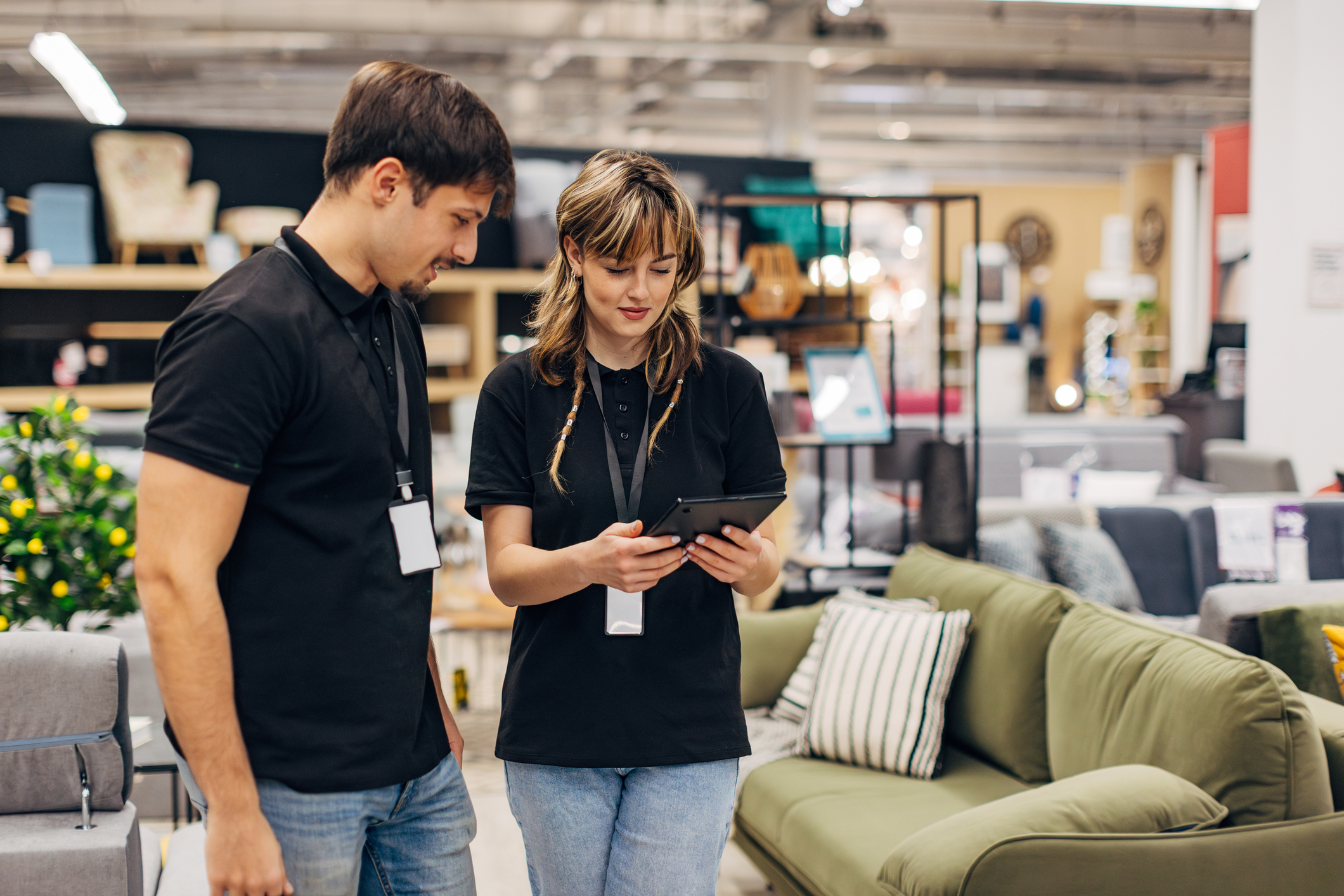 The best retail LMS for enterprise brands: How to onboard employees ...